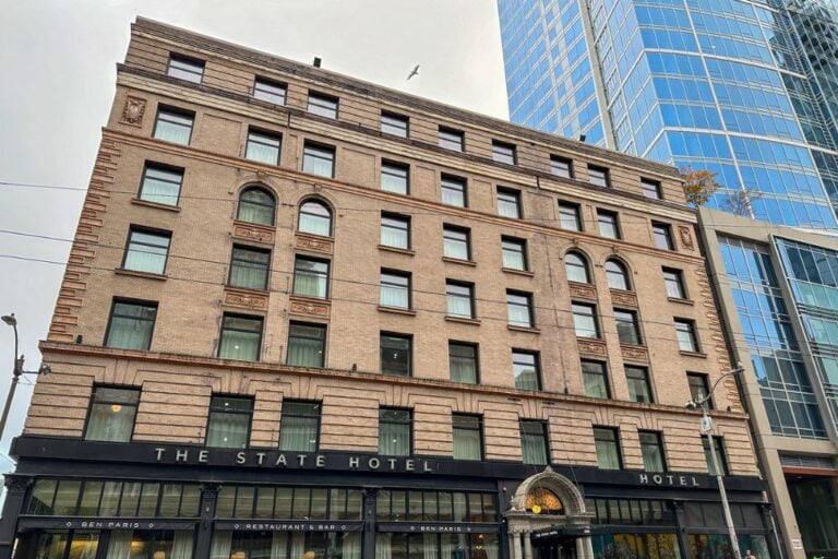 10 Amazing Seattle Wine Tours For Wine Lovers + Map (2024) - GTE